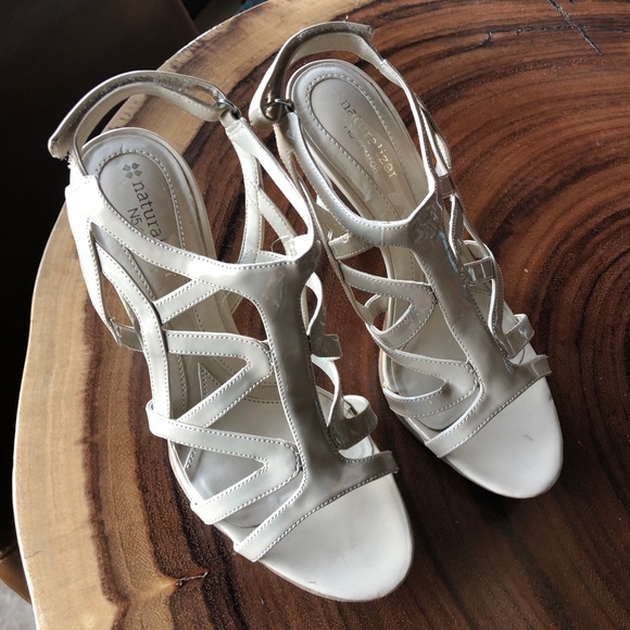 Naturalizer | Shoes | New Naturalized N5 Comfort Sandals Nude Patent ...